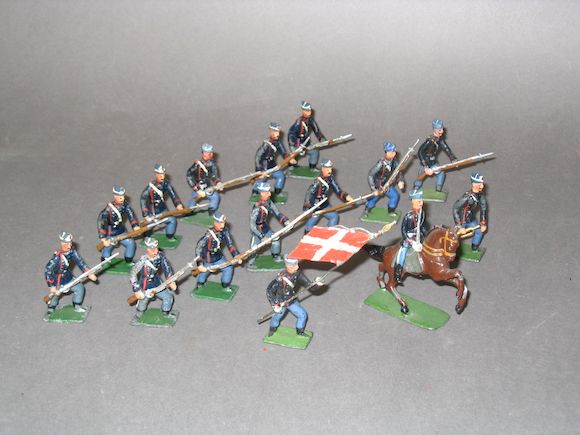 Bonhams : Heyde No.2 size Danish Infantry in field caps, advancing 15