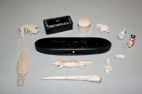 Bonhams : A quantity of early 20th Century carved bone items