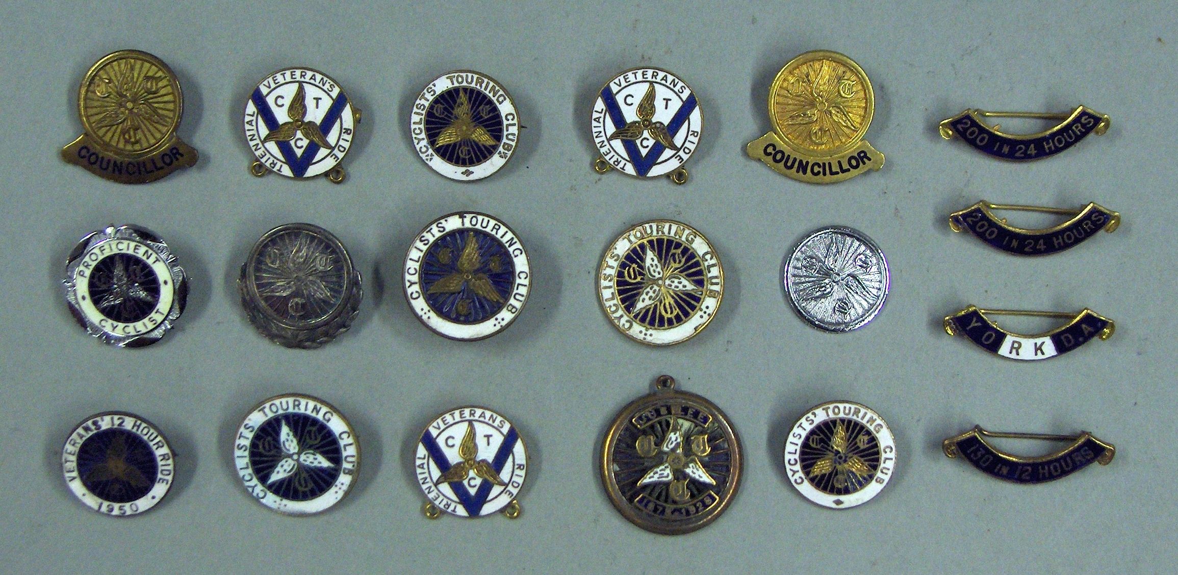 Bonhams Cars : A collection of assorted enamel and other CTC badges,