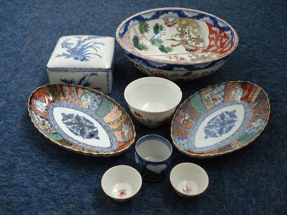 Bonhams : Eight Japanese ceramic wares including:
