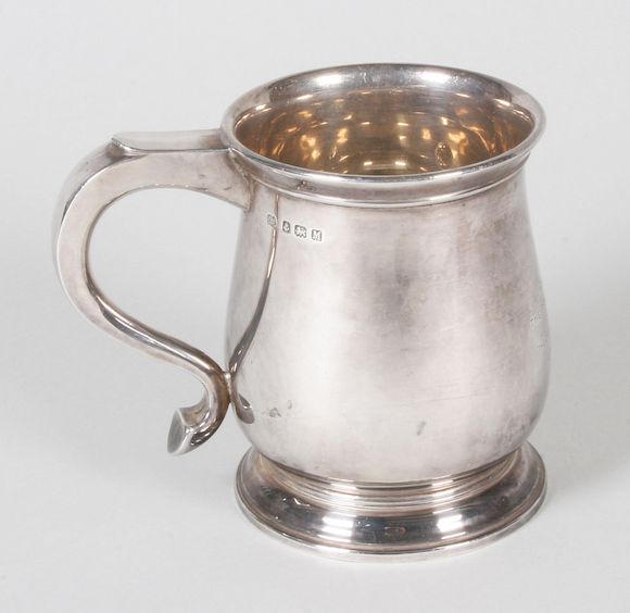 Bonhams : A Georgian style tankard By Payne and Sons, Birmingham, 1936,