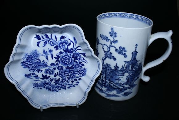 Bonhams : A Caughley teapot stand, circa 1770
