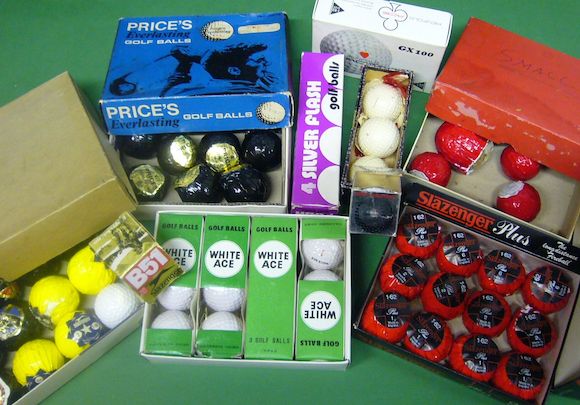 Bonhams : A collection of wrapped small sized golf balls