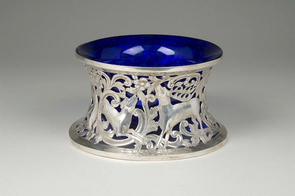 Bonhams : An Irish dish ring Weir & Sons, Dublin 1909,