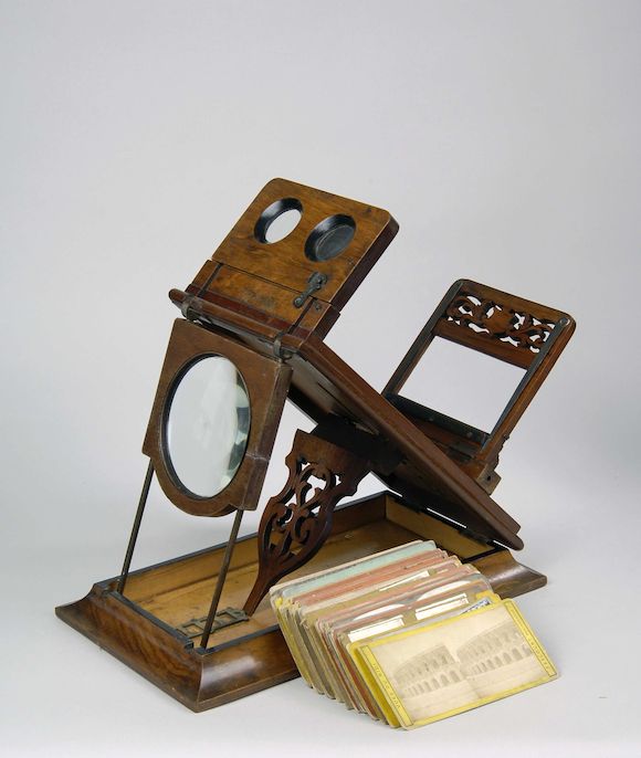 Bonhams : A Victorian walnut stereoscopic viewer
