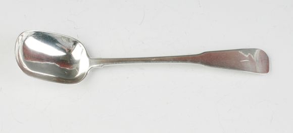 Bonhams : A George III preserve spoon James Erskine of Aberdeen, circa ...