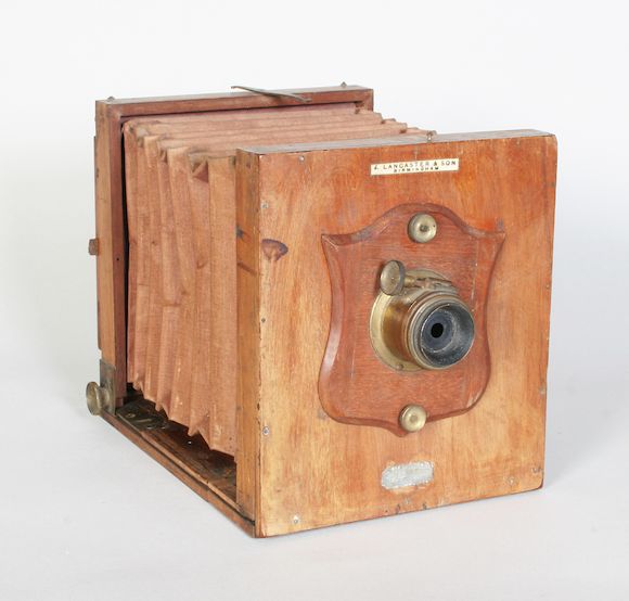 Bonhams : Lancaster Ladies camera