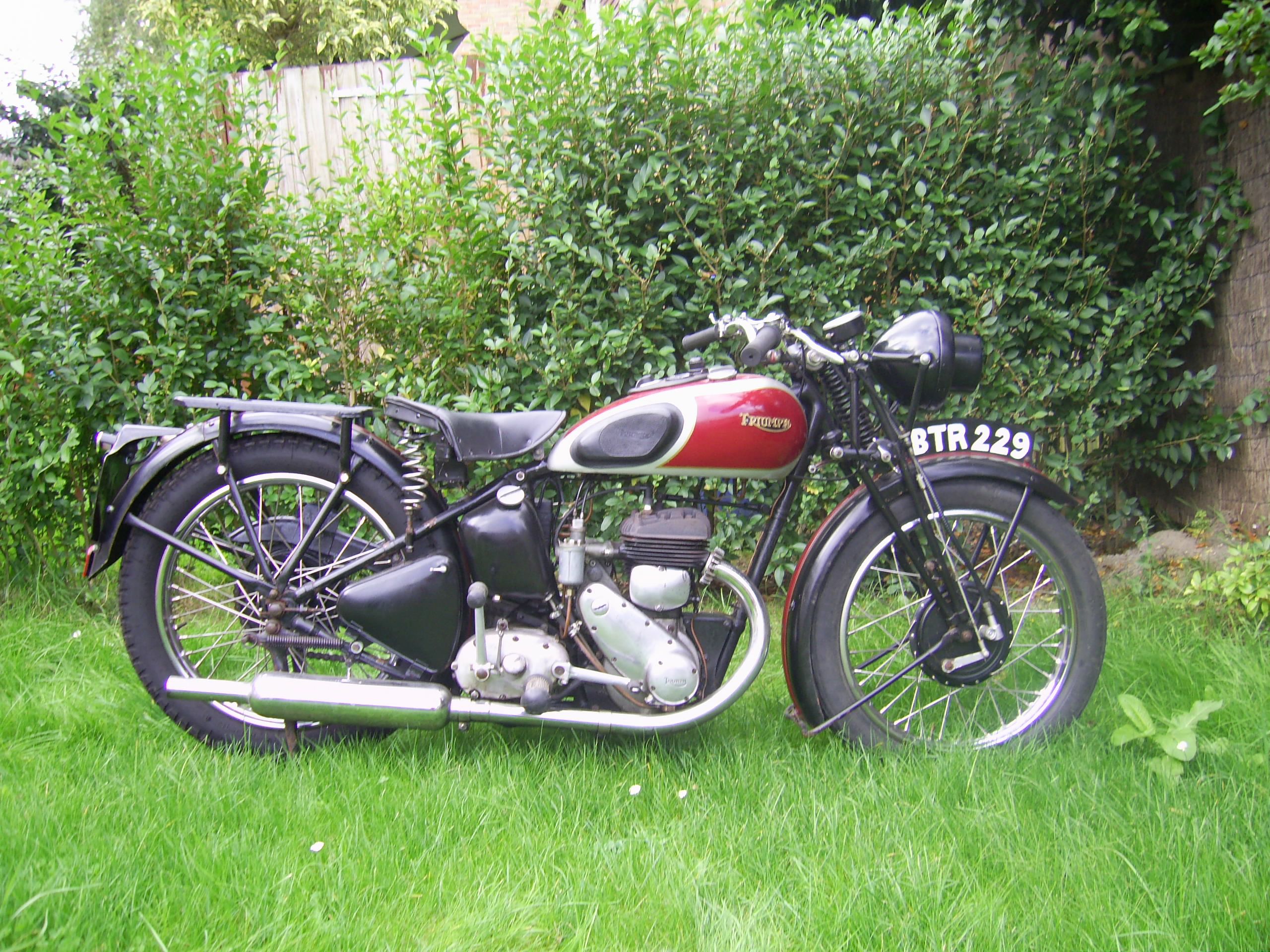 Bonhams Cars : 1938 Triumph 350cc 3S Frame no. TL5413 Engine no. 8-3S-8305