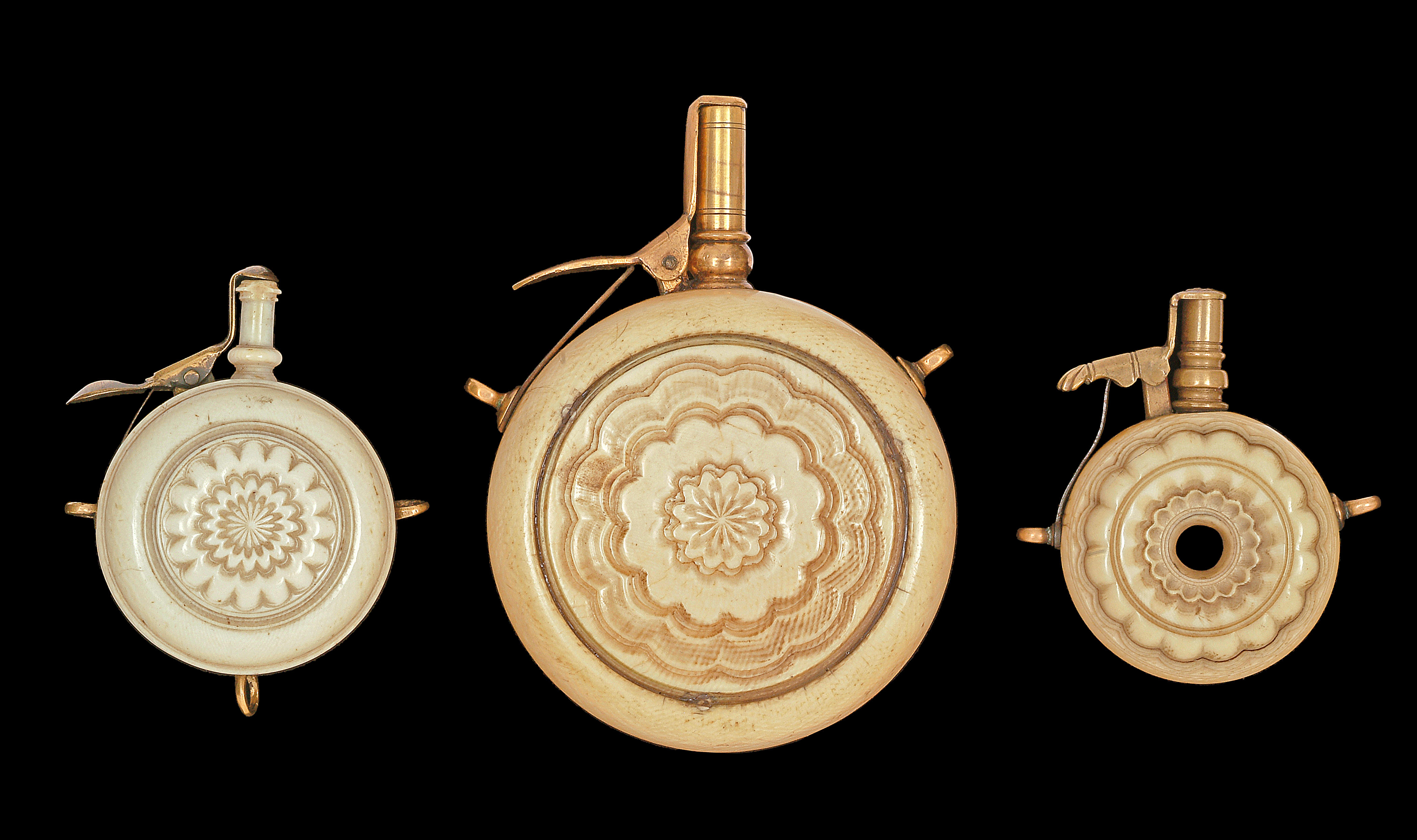 A Rare German Or Dutch Engine-Turned Circular Ivory Priming-flask 17th ...