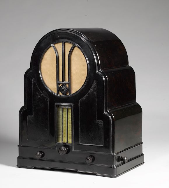 Bonhams : A Telefunken Model 500 superhet wireless receiver