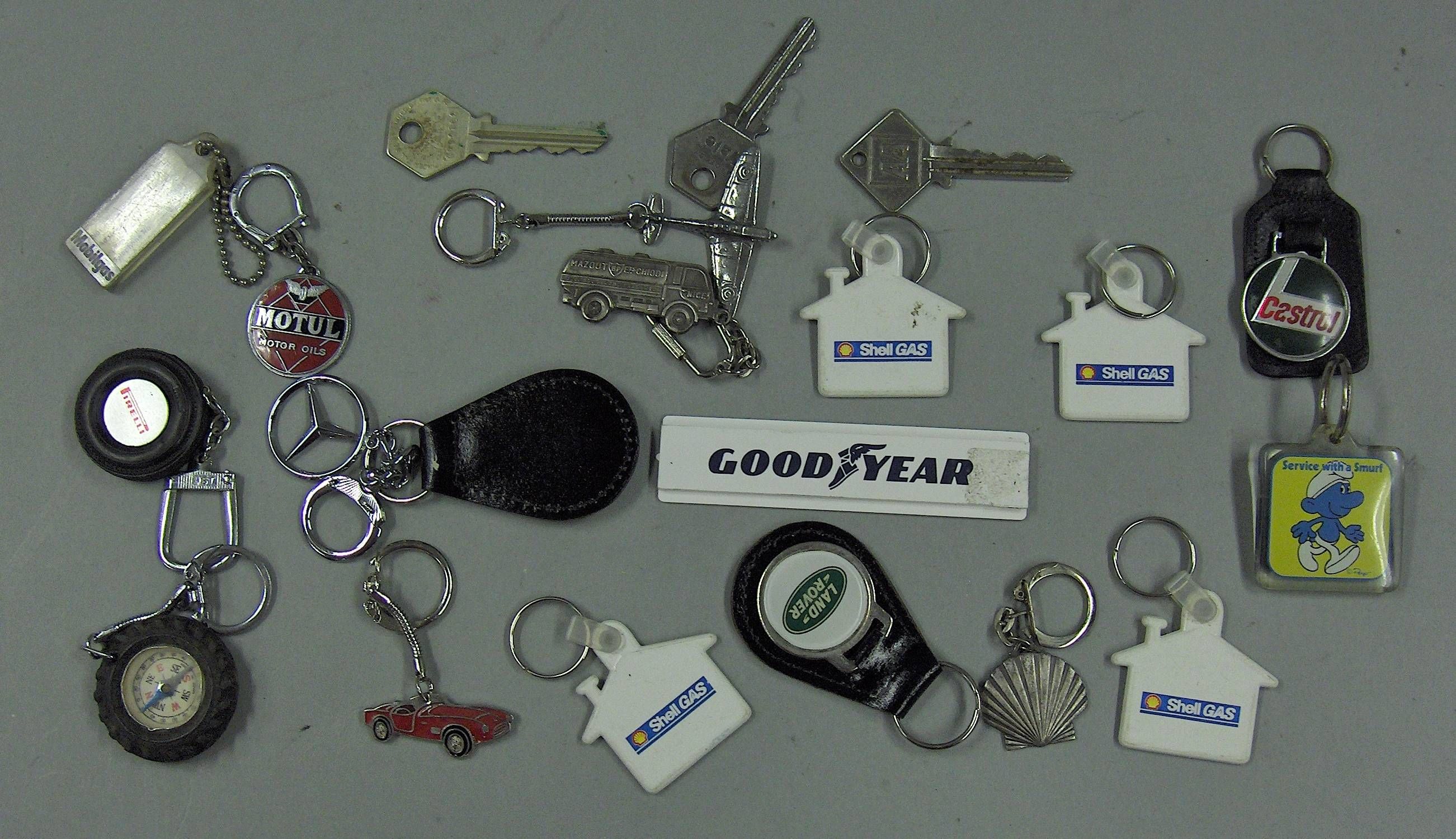 Bonhams Cars : A selection of assorted key fobs,