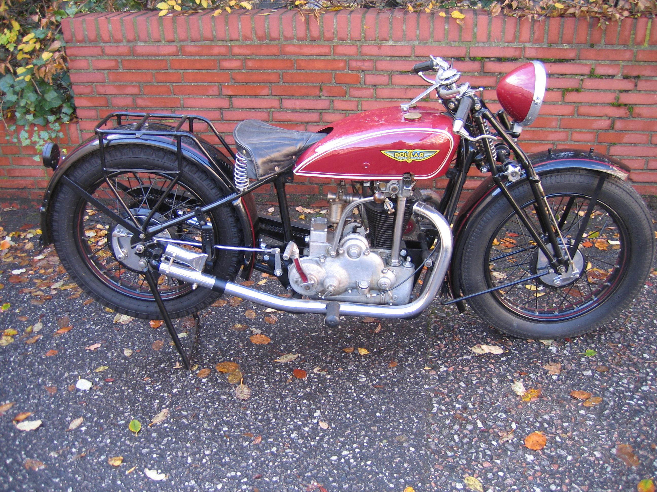 Bonhams Cars : c.1928 Dollar 350cc Frame no. 5082 Engine no. 3276