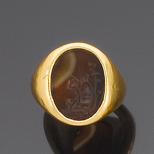 Bonhams : A hardstone intaglio and gold ring, mounted by Sah Oved,