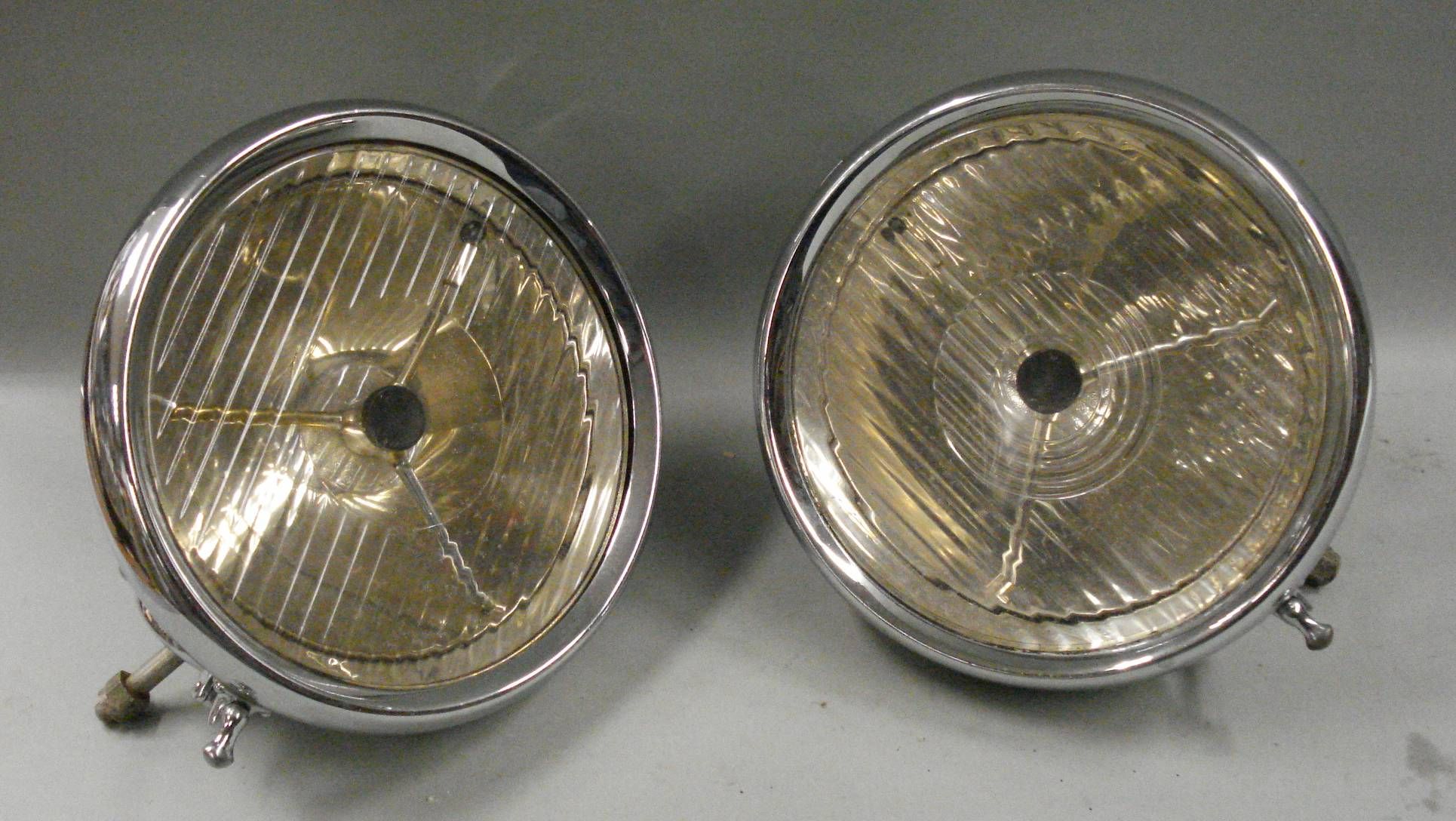 Bonhams Cars : A good pair of Lucas P100S headlamps,