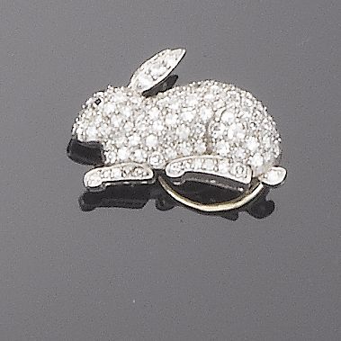 Bonhams : A diamond rabbit brooch,