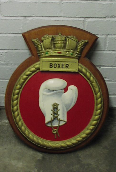 Bonhams : A ship's badge, HMS 'Boxer' F92, 1983 14in(36cm)diam.