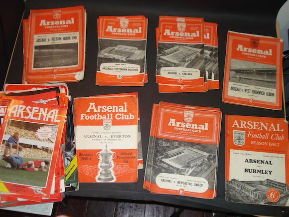 Bonhams : Arsenal home programmes seasons 1950s - 1980s