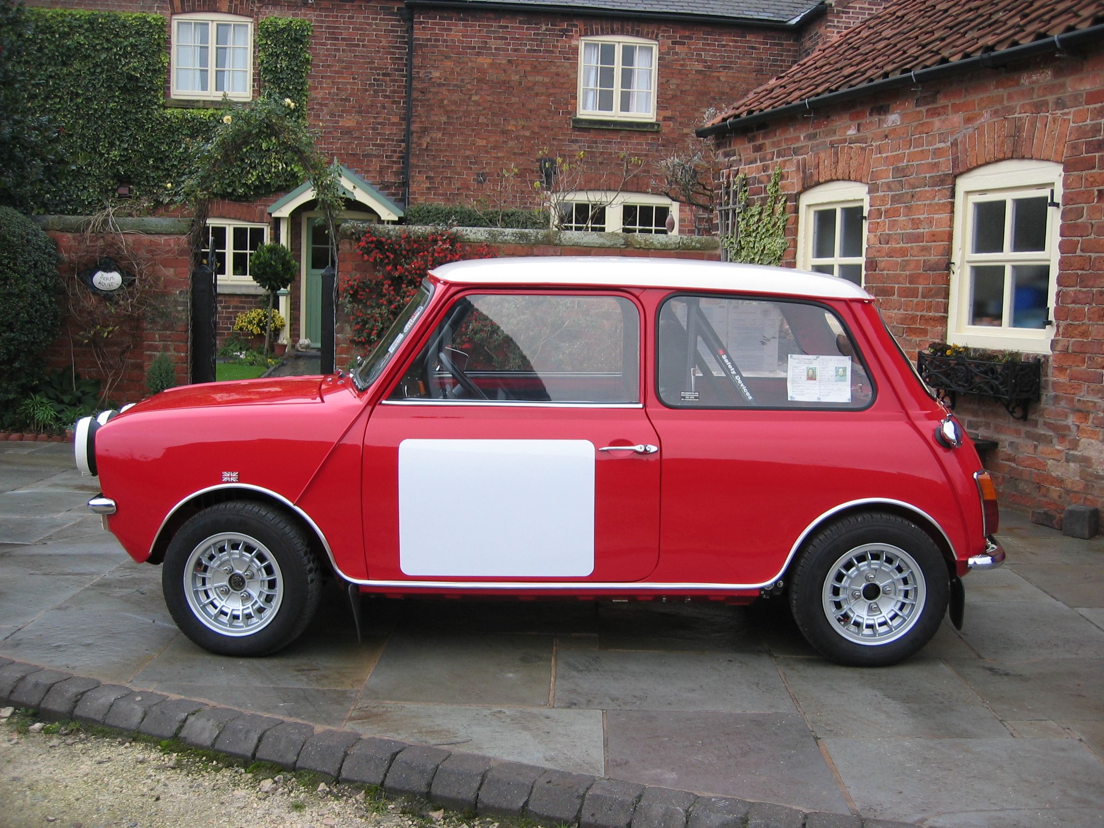 Bonhams Cars : 1974 Morris Mini Clubman 1275GT Chassis no. XE2D2 ...