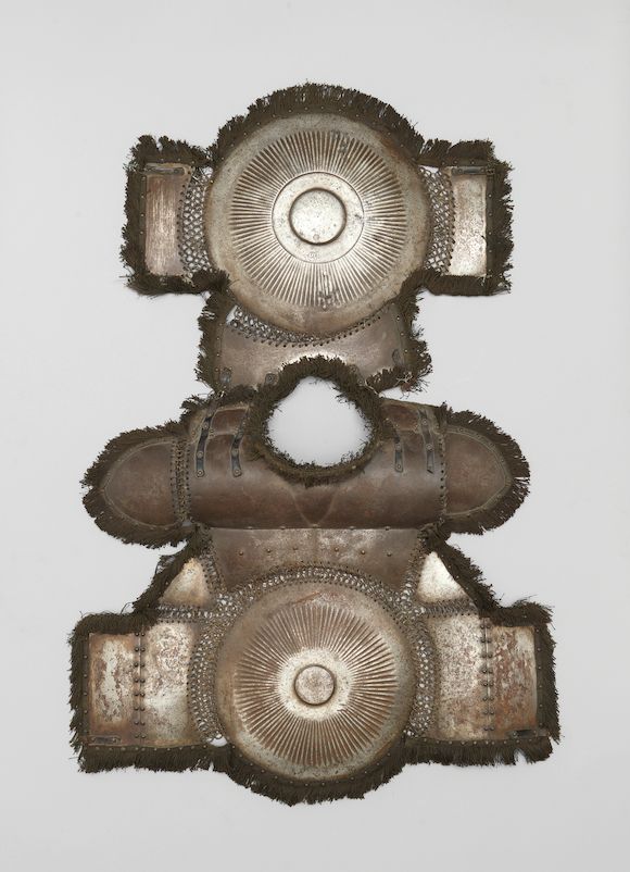 Bonhams : A rare complete Ottoman steel Cuirass Turkey, 16th Century(2)