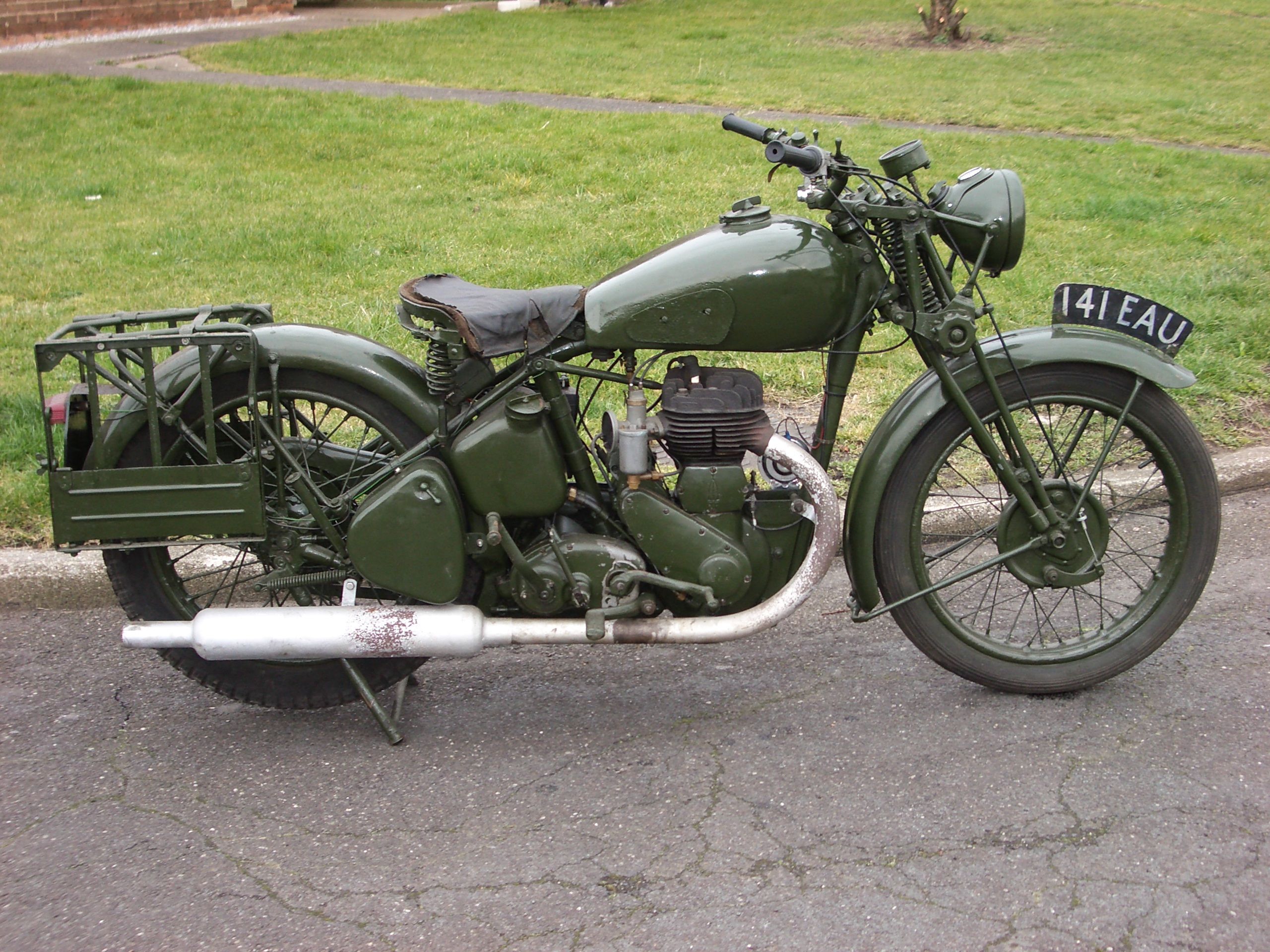 WW2 British Despatch Riders Steel - auctions & price archive
