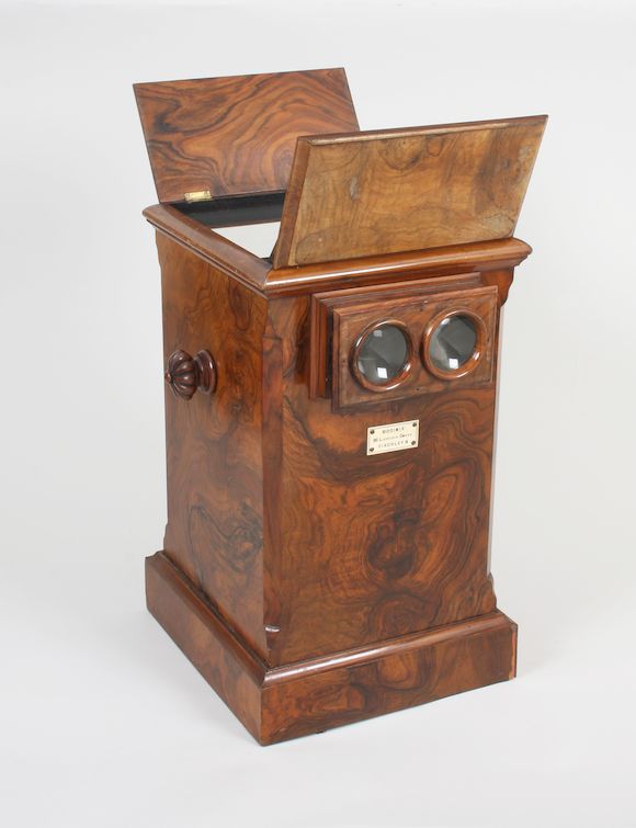 Bonhams : Table top revolving stereoscope