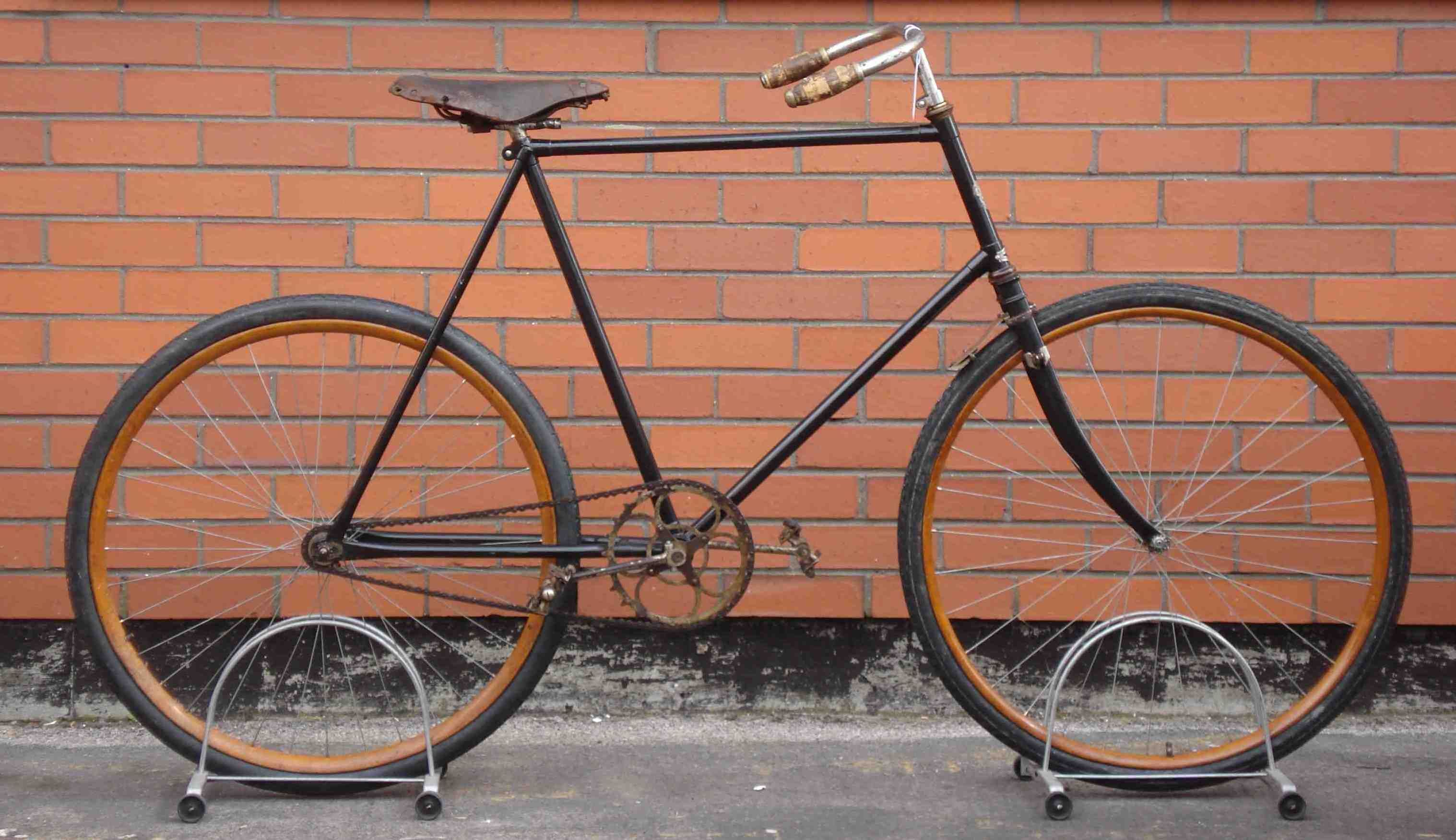 Bonhams Cars : A 'Union Cycle', made in Highland, Massachusetts,