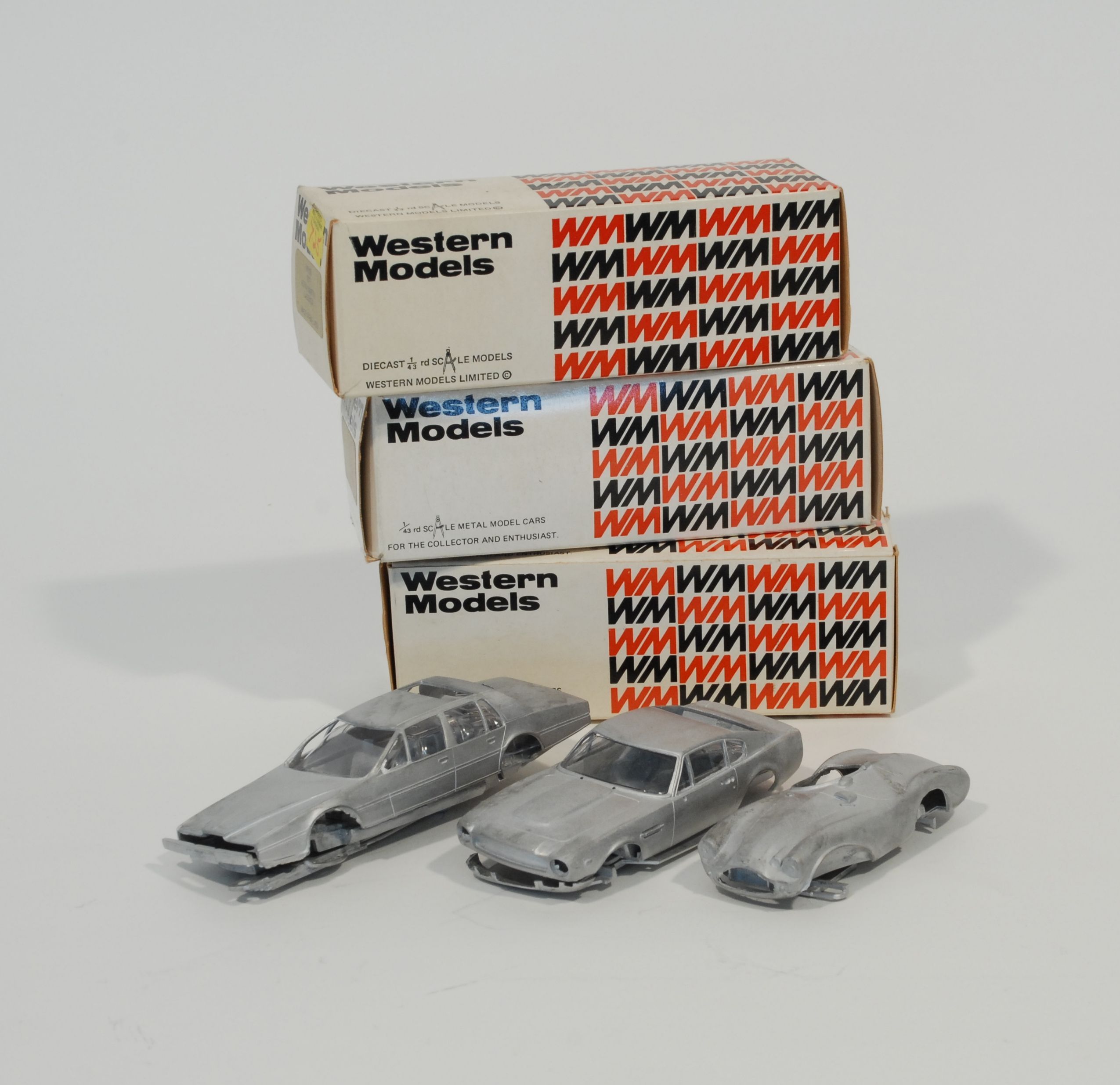 Bonhams Cars : A set of new unbuilt Western Model kits,