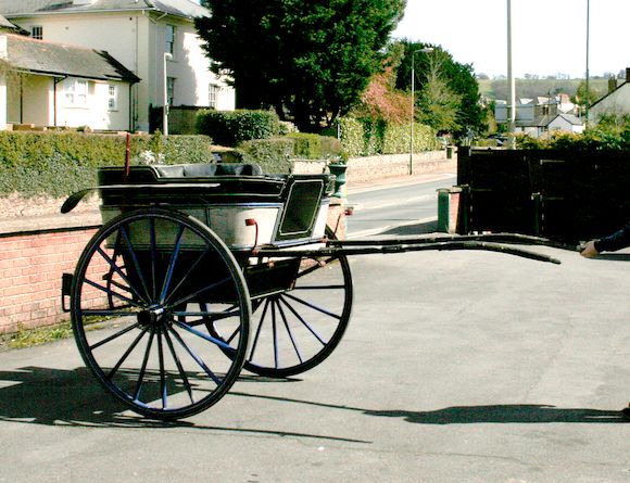 Bonhams : An Edwardian Governess cart