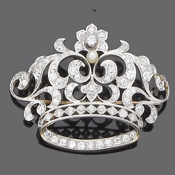 Bonhams : A diamond and cultured pearl coronet brooch
