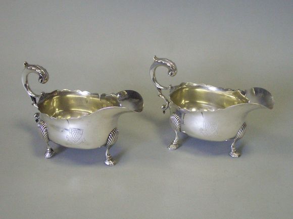 Bonhams : A pair of 18th century style silver sauceboats, by Susanah ...
