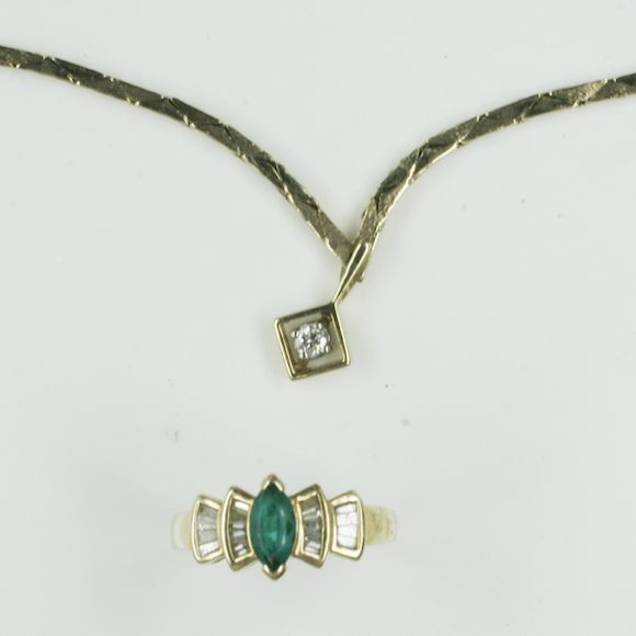 Bonhams : A 9ct gold articulated-link chain necklace,