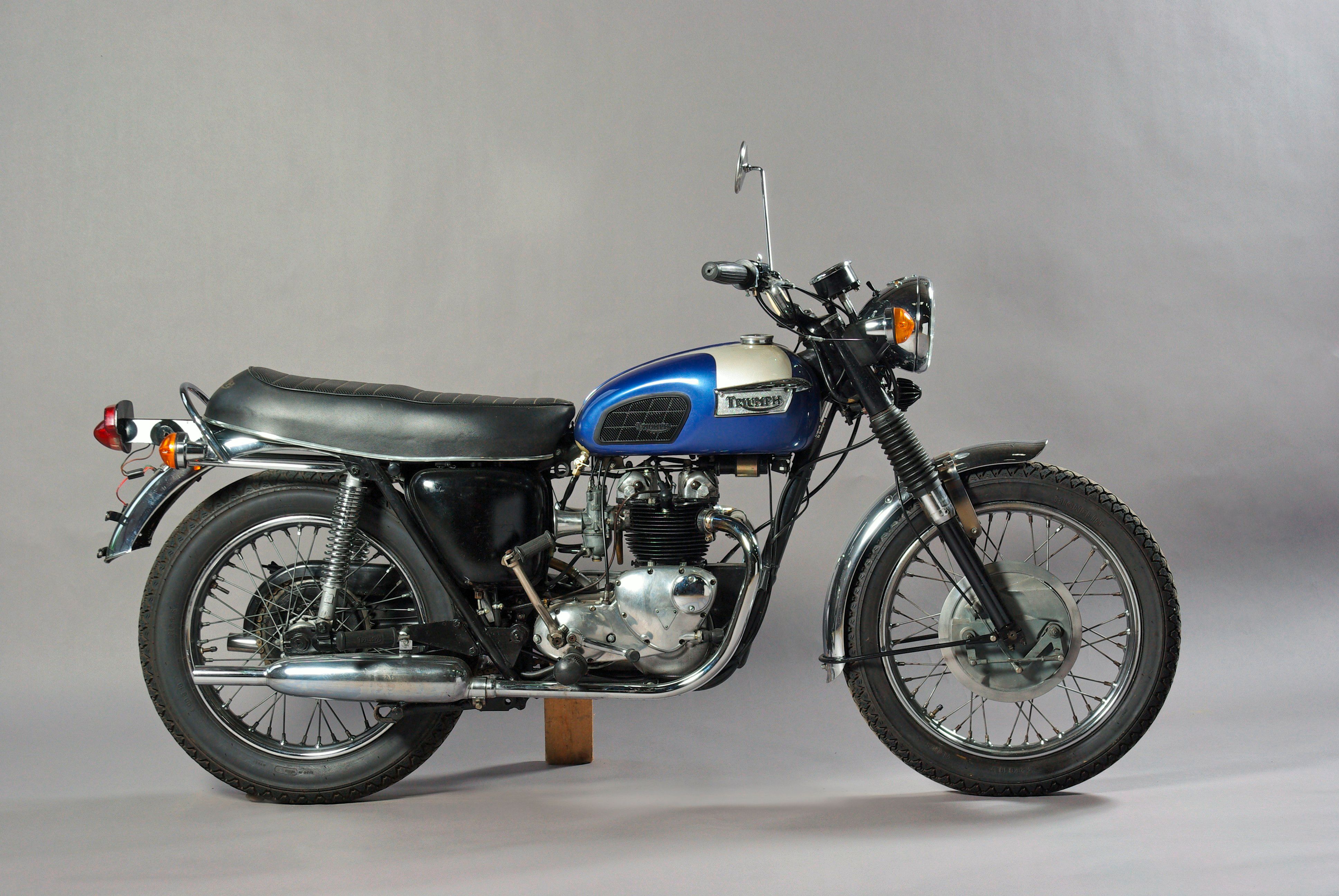 1973 Triumph 490cc T100R Daytona Frame no. T100R JH15838 - auctions ...