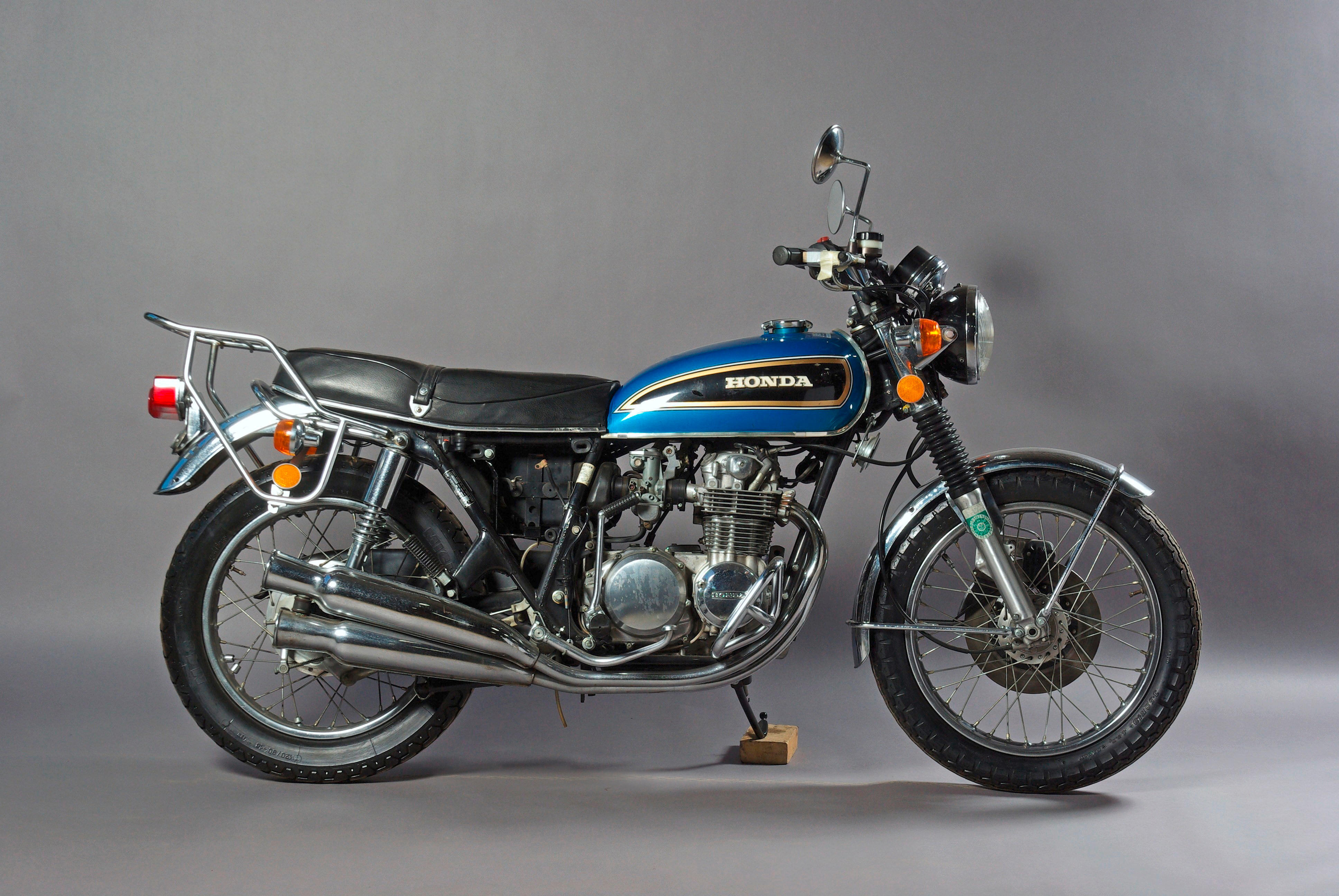 Bonhams Cars : 1976 Honda CB500F Frame no. 2086047 Engine no. 2172600