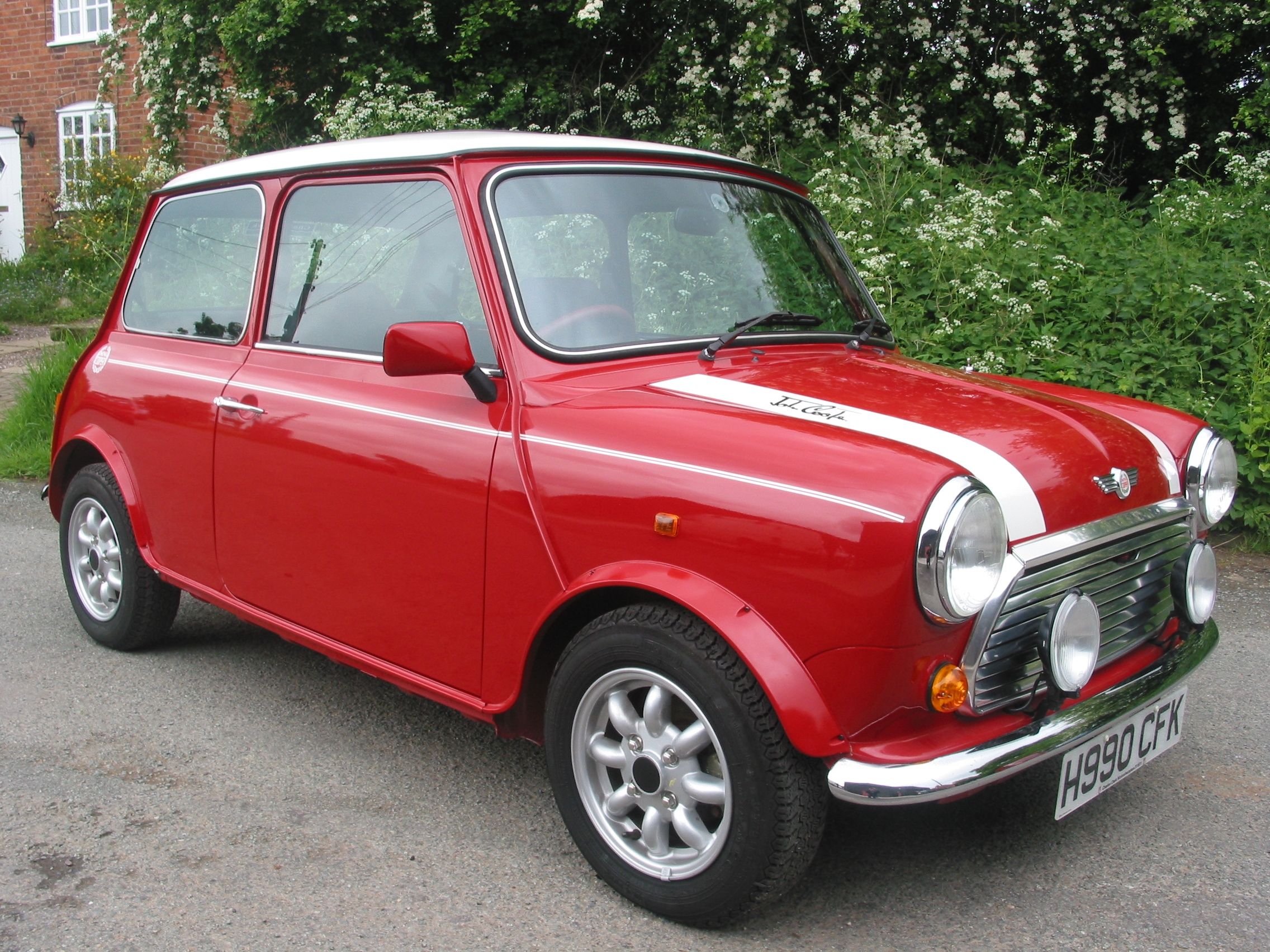Bonhams Cars : One owner, 98 miles from new,1990 Mini-Cooper RSP ...