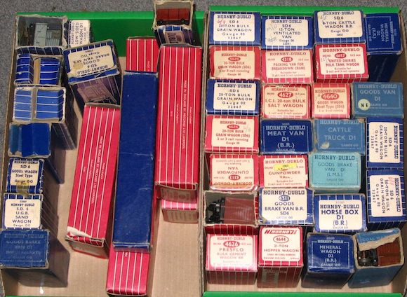 Bonhams : Hornby Dublo a collection of 43 assorted wagons in blue or ...