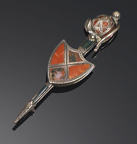 Bonhams : A Victorian pebble kilt pin