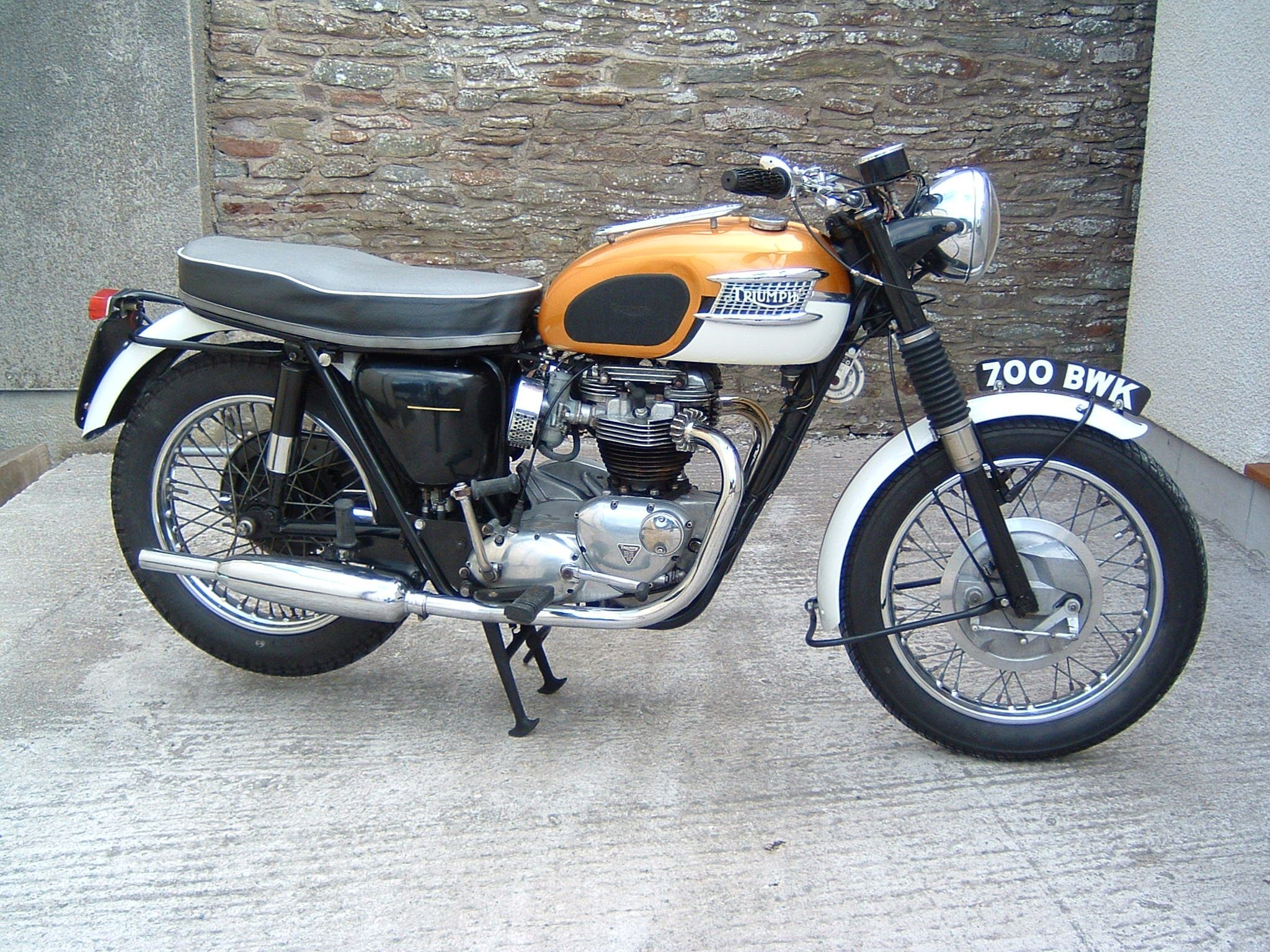 Bonhams Cars : 1964 Triumph 649cc T120 Bonneville Frame no. T120 DV7005 ...