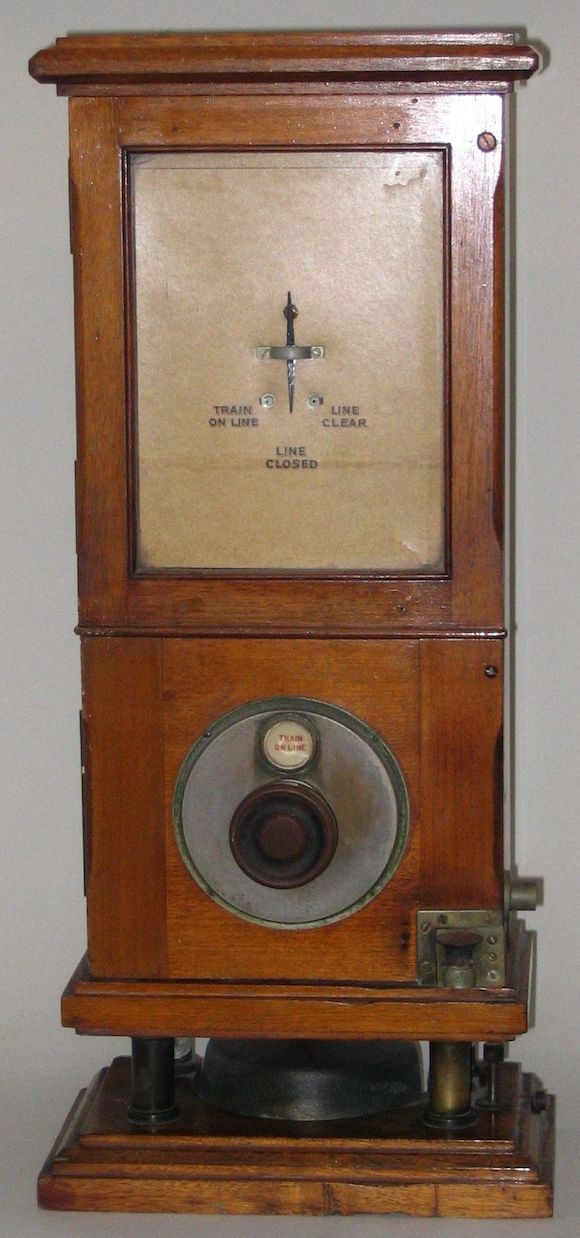 Bonhams : A Fletcher LMS (LNWR pattern) combines block bell instrument