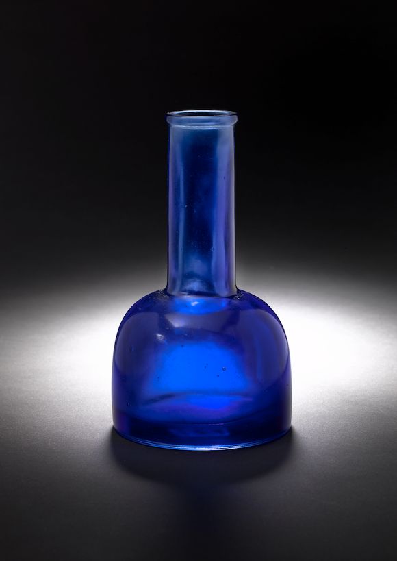 Bonhams : A blue glass mallet-shaped long-necked vase Incised Qianlong ...