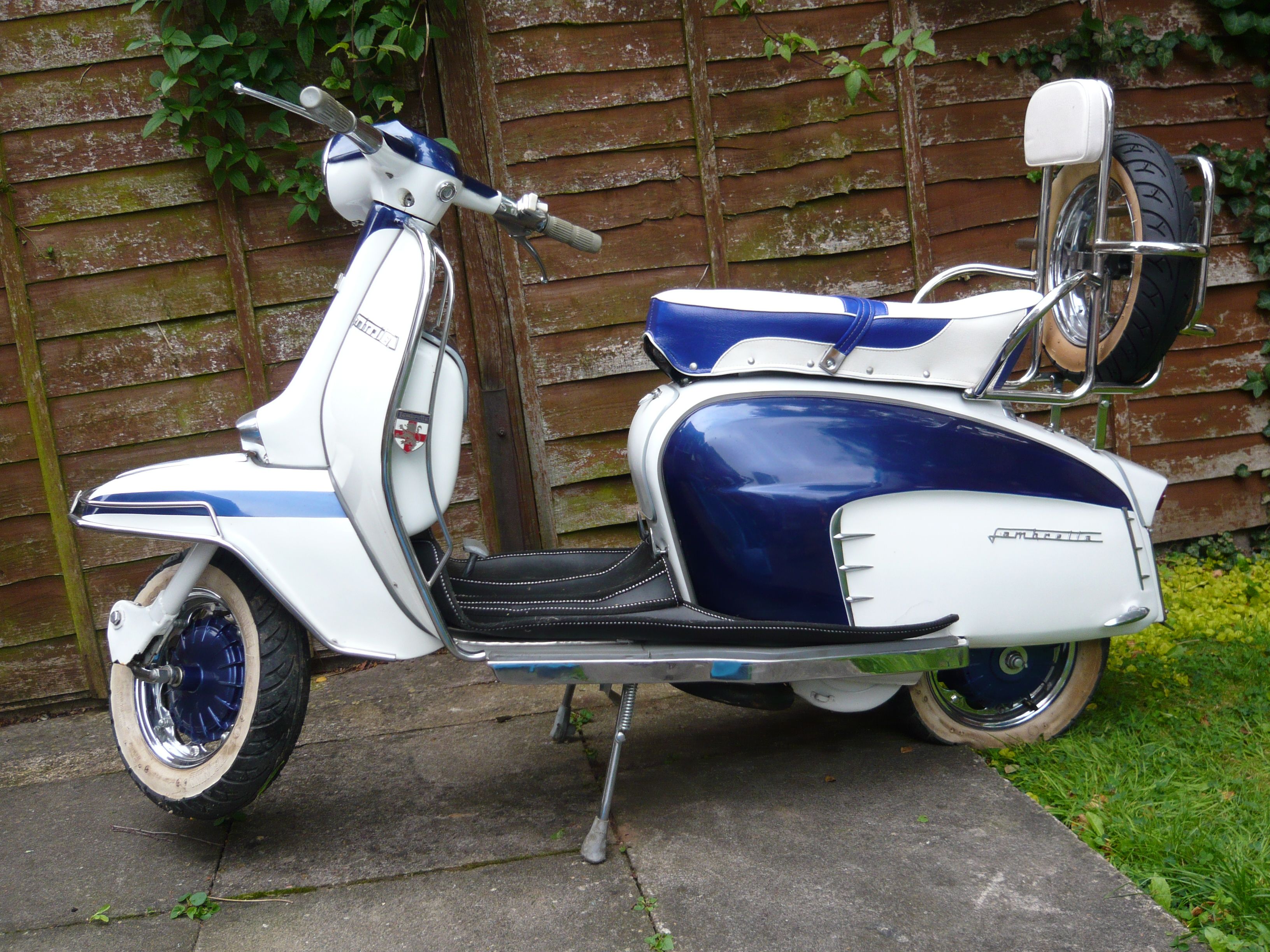 Bonhams Cars : 1965 Lambretta 150cc SX 150 Series 3 Frame no. 725956 ...