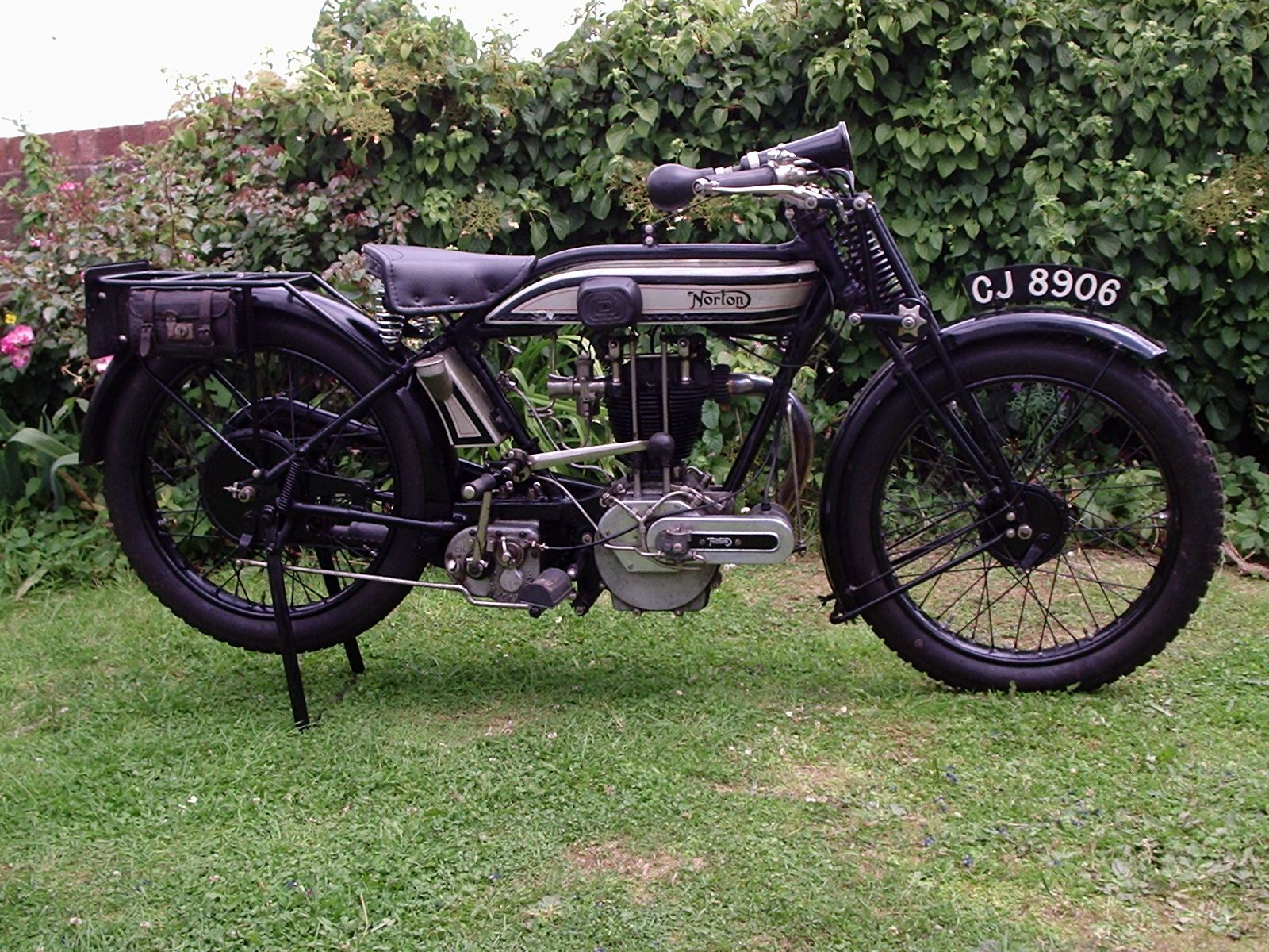 Bonhams Cars : 1926 Norton 490cc Model 18 Frame no. 23057 Engine no. 29710