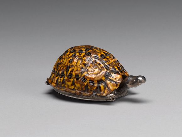 Bonhams : An 18th century silver mounted terrapin shell snuff box ...