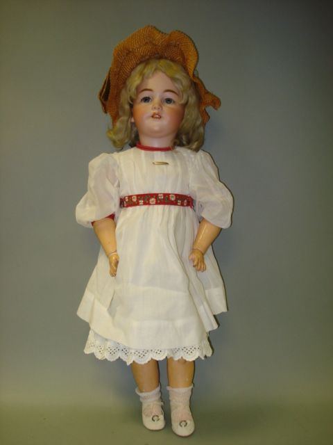 Bonhams : Simon & Halbig 1249 Santa bisque head doll