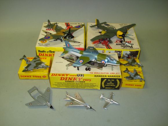 Bonhams : Dinky Aircraft 9