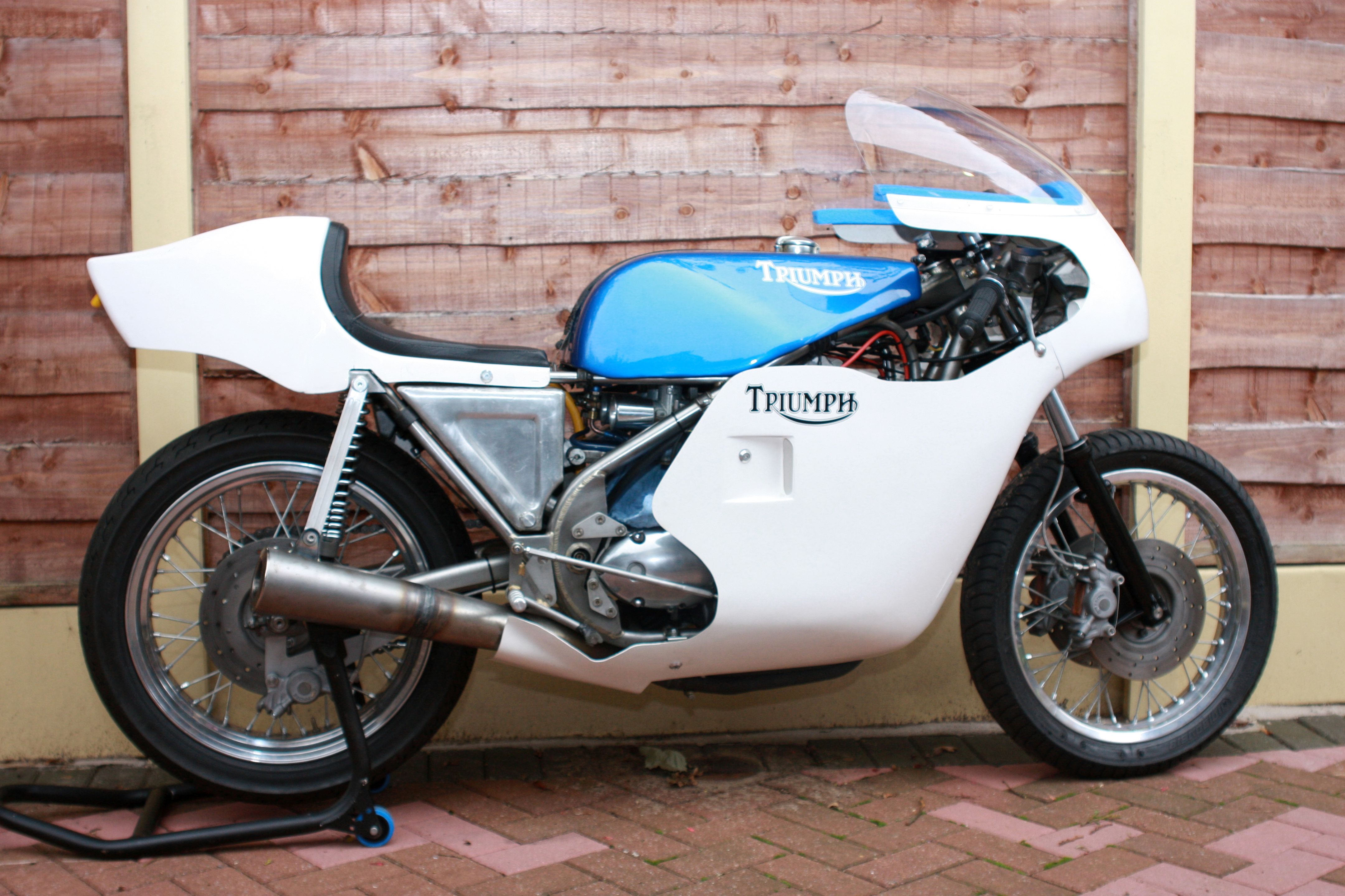 Triumph Trident 830cc ‘Rob North’ Racing Motorcycle Engine no. T150V ...