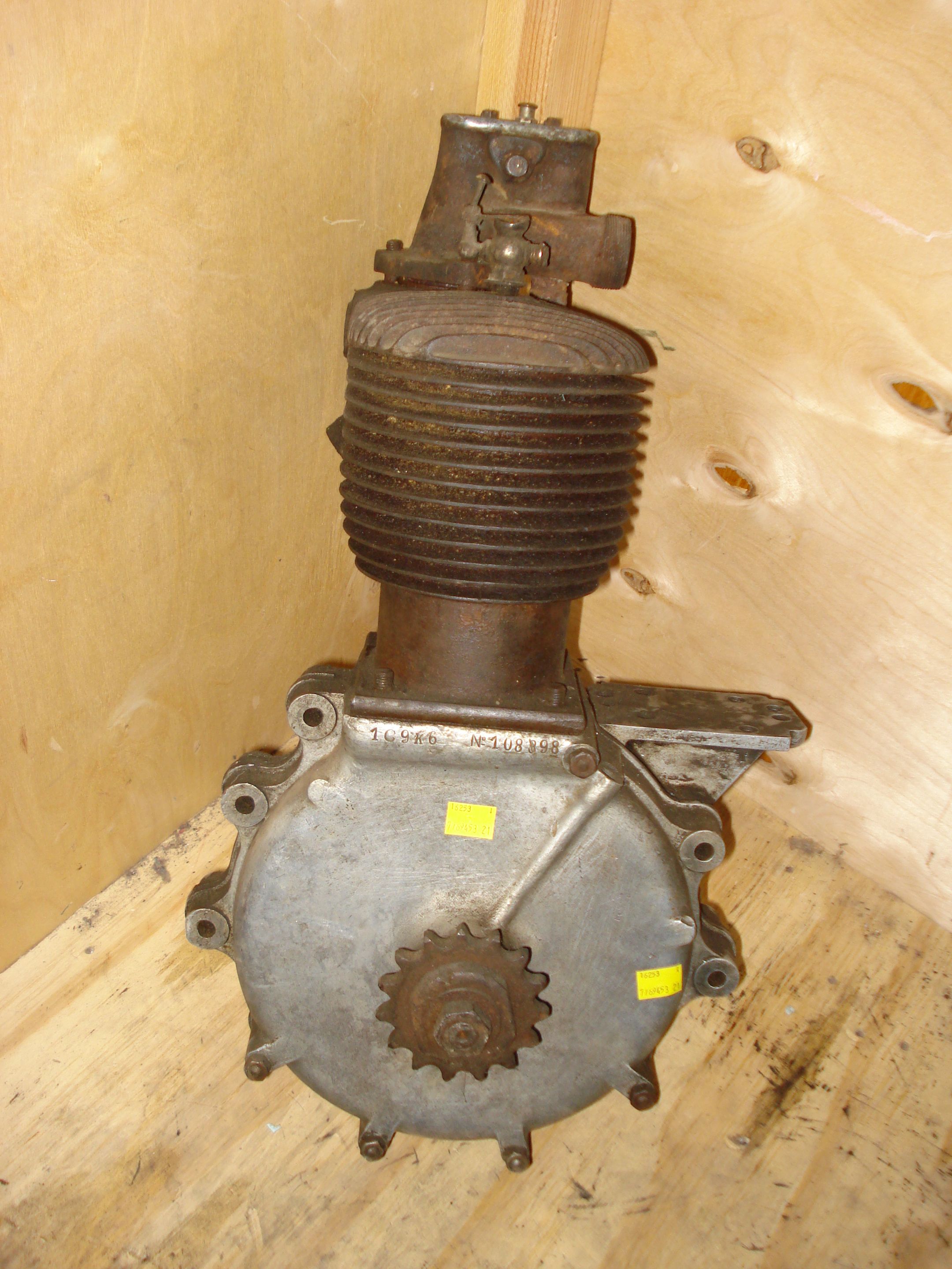 Bonhams Cars : A circa 1930 single-cylinder MAG engine,