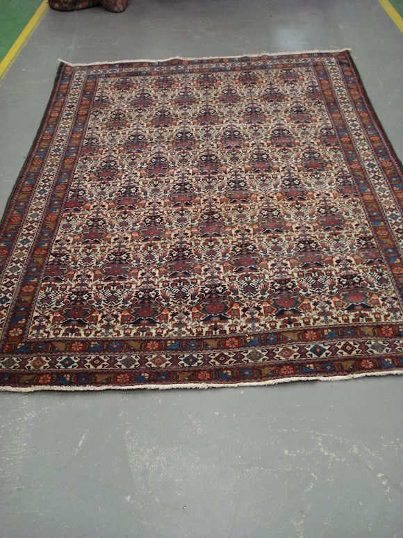 Bonhams : A Zili sultan rug North West Persia, 204cm x 143cm