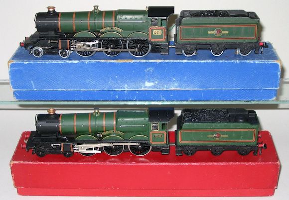 Bonhams : Hornby Dublo two Castle class locomotives