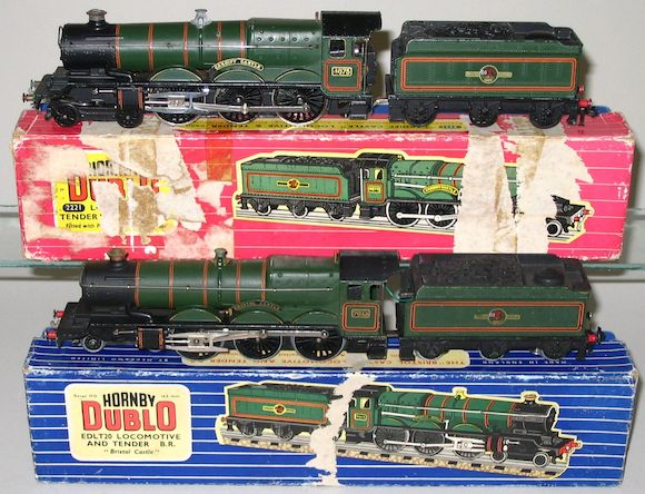 Bonhams : Hornby Dublo two Castle class locomotives