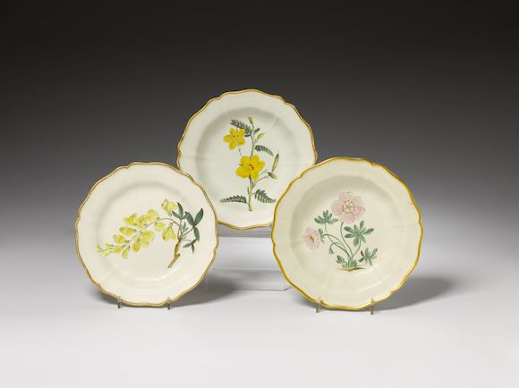 Bonhams : A Swansea pearlware botanical bowl by Thomas Pardoe Circa 1800.